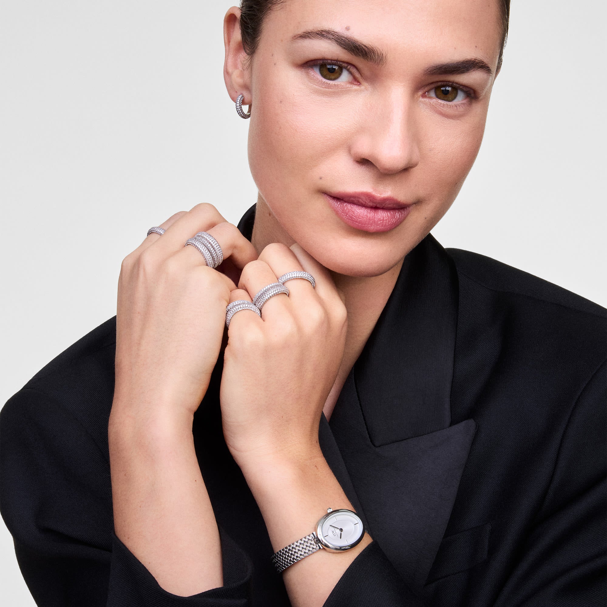 Oval Watches For Women | DW