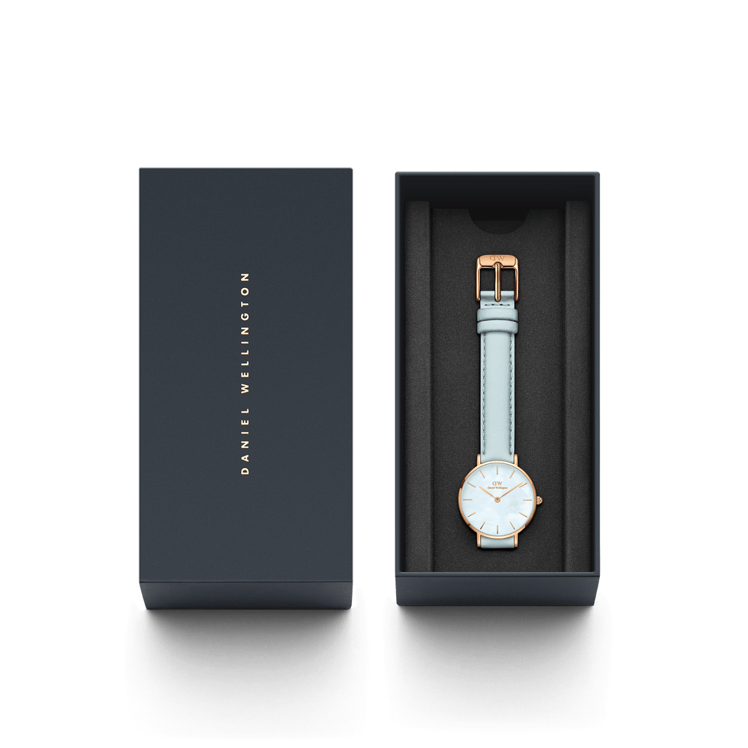 Petite Bluebell - Women's watch in pastel blue | DW